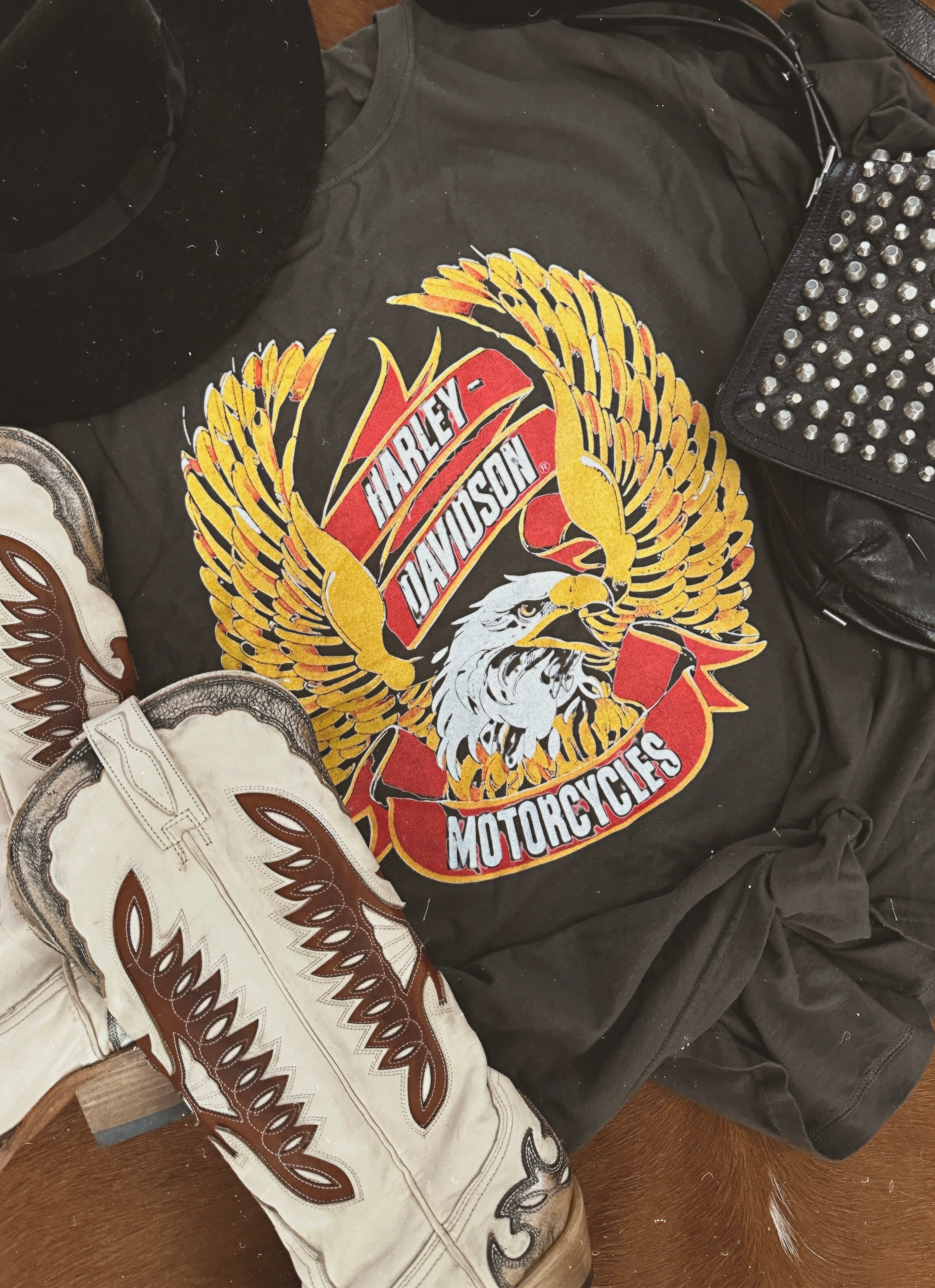 VINTAGE MOTORCYCLES – rustic nook